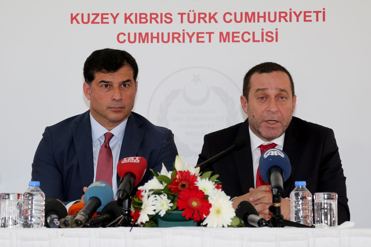 Serdar Denktaş’ın Sayın Tatar’a cevabı ve iç borca ilişkin açıklamaları ...